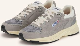 Autry Autry Sneaker Hyperway Low Um grau