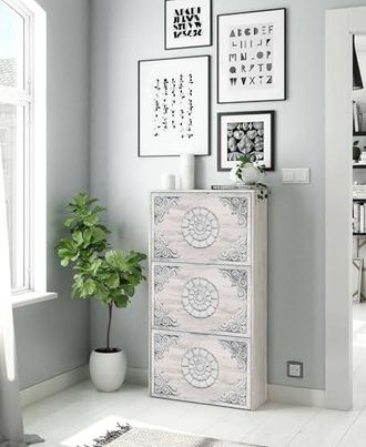 Dmora Escondido Schuhregal, Schuhschrank mit 3 Falttüren, Doppelkapazitätsschrank für bis zu 18 Paar Schuhe, 60x22h113 cm, Antikweiß