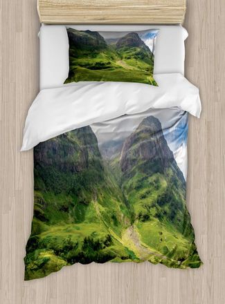 Abakuhaus Schottland Bettbezugs Set für Einzelbetten, Glencoe Highlands Wolken, Milbensicher Allergiker geeignet mit Kissenbezug, 130 x 200 cm, Farngrün Weiß