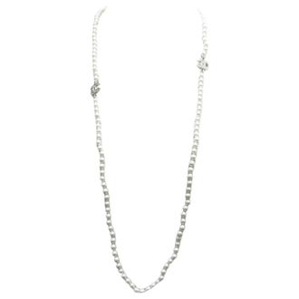 Chanel Halskette - CHANEL SAUTOIR-HALSKETTE MIT CC-LOGOS UND PERLEN 9 - Gr. unisize - in Silber - f&uuml;r Damen