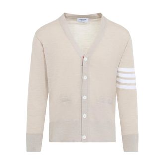 Thom Browne Merino-Wolle 4-Bar Klassischer V-Ausschnitt Cardigan - - Knitwear - Herren - Beige - 4XL