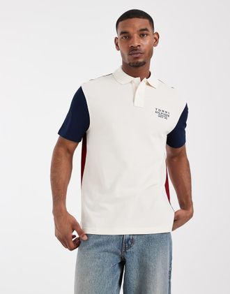 Tommy Hilfiger Polo classique effet color block - Blanc/bleu marine