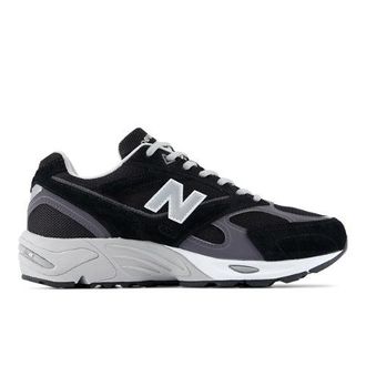 New Balance Unisexe 880R en Noir/Gris, Su&egrave;de/Mesh, Taille 37.5