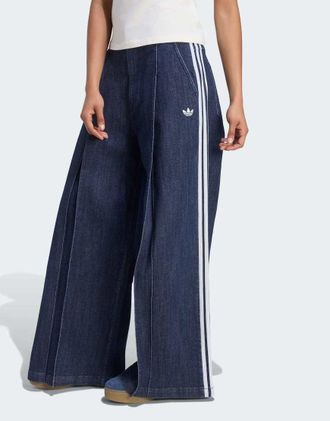 adidas Originals Denim-Hose mit Falten und weitem Bein in Indigo-Denim-Blau