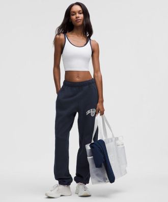 lululemon Scuba Jogginghose im Oversized Fit mit mittelhohem Bund Graphic f&uuml;r Frauen - Gr&ouml;&szlig;e XL in Club Blue/Light Ivory