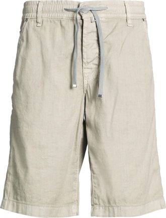 Jacob Cohen HOSEN & R&Ouml;CKE - Shorts & Bermudashorts auf YOOX.COM