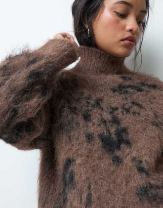 Asos Pullover mit Stehkragen und geb&uuml;rstetem Leopardenmuster-Multi