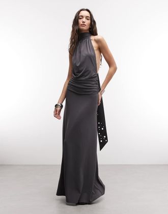 Weekday Robe longue &agrave; taille basse et dos nu avec d&eacute;tail foulard - Gris fonc&eacute;