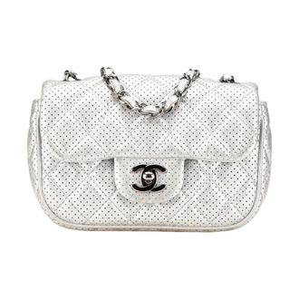 Chanel Sac bandouli&egrave;re matelass&eacute; doccasion - Femme - Pre-owned - Gris - Taille: ONE Size