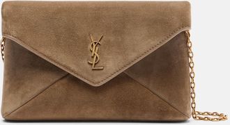 Saint Laurent Clutch Cassandre Small aus Veloursleder