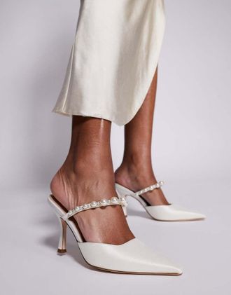 Steve Madden Brecki-1 - Mules pointues ornement&eacute;es de perles - Ivoire satin&eacute;-Blanc