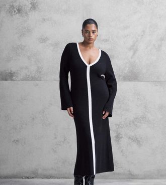 Pretty Lavish Curve Robe longue en maille avec col en V contrastant - Noir