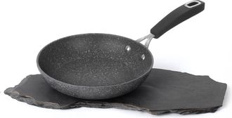 KASANOVA New Petra Dark Bratpfanne - Antihaft-Bratpfanne f&uuml;r alle Herdarten - &oslash; 22 cm