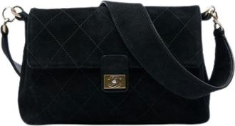 Chanel Sac bandouli&egrave;re matelass&eacute; en daim Pre-owned - Femme - Pre-owned - Noir - Taille: ONE Size