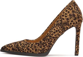 Kazar Pumps
