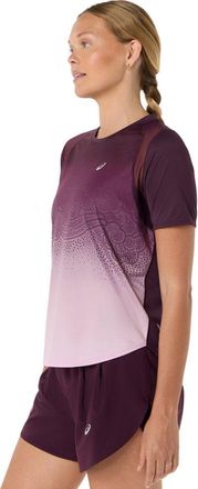 Asics Laufshirt ROAD FADE SS TOP mit Grafik-Print auf der Vorderseite, atmungsaktives Material