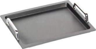 AMT Gastroguss Gastronorm - Grillplatte GN 2/3 glatt, induktionsgeeignet, 35,4 cm x 32,5 cm, 2 cm hoch, mit Edelstahlgriffen, Lotan Antihaft-Veredelung, AMZN-I-23733