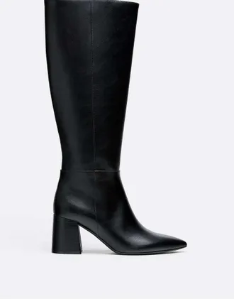 Stradivarius schwarze Stiefel mit Blockabsatz