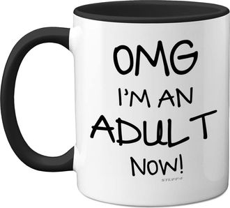 Stuff4 OMG Tasse zum 18. Geburtstag für Mädchen oder Jungen - Tasse mit Aufschrift Im an Adults, lustige Tasse für Erwachsene oder Sohn oder Tochter. Perfekt