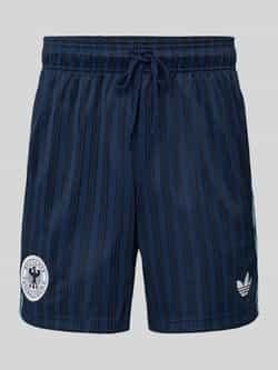 adidas Originals Loose Fit Trikot-Shorts mit DFB-Applikation