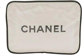Chanel Pre-owned Pochette Cosm&eacute;tique en Plastique - Femme - Pre-owned - Blanc - Taille: ONE Size