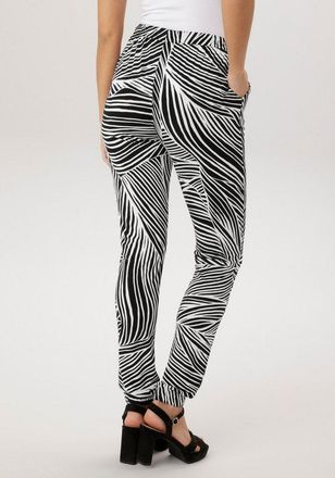 Aniston Schlupfhose mit trendigen Allover-Print - NEUE KOLLEKTION