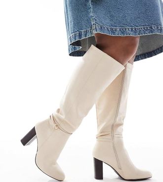 Yours Clothing Kniehohe Stiefel in Wollwei&szlig;