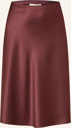 Juvia Satinrock Cathleen rot