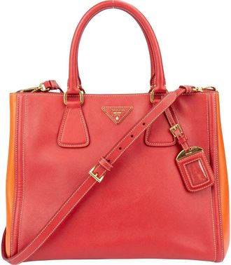 Prada Crossbody Bags - Prada Bicolor Saffiano Leather Galleria Handbag - Gr. unisize - in Rot - f&uuml;r Damen