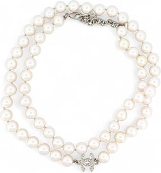 Chanel Halskette - NEUE CHANEL HALSKETTE SAUTOIR 2023 CC LOGO IN PERL - Gr. unisize - in Silber - f&uuml;r Damen