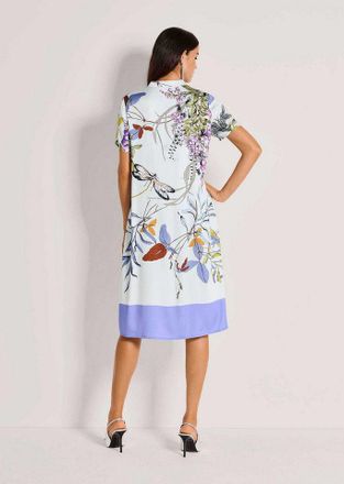 Madeleine Midikleid Druckkleid mit floralem Muster Midikleid mit Stehkragen, V-Ausschnitt, Kurzarm und Kniel&auml;nge