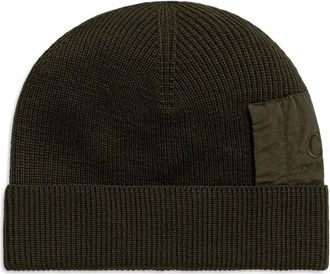 C.P. Company bonnet côtelé à écusson à logo carré - Vert