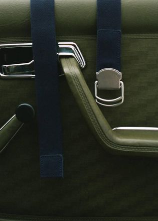 Mango Ceinture &agrave; empi&egrave;cements cuir bleu marine - Homme - 100 - MANGO MAN