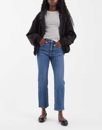 Arket Jade Stretch Slim-Leg-Jeans in mittlerer Waschung Blau-Marineblau