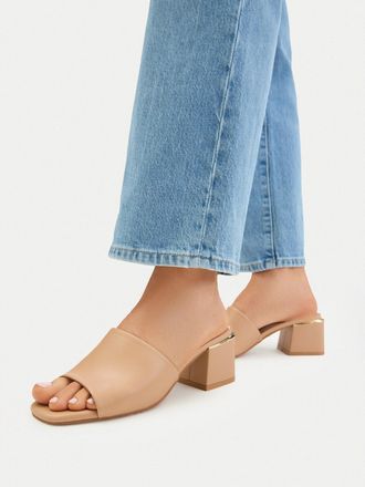 Nine West Pantoletten Nine West CEO-6223-9 Beige