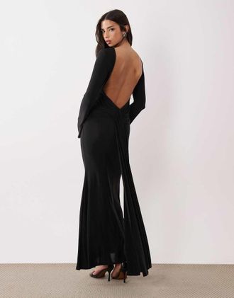 Asos Robe longue &agrave; manches longues avec empi&egrave;cements transparents et d&eacute;tails en dentelle - Noir