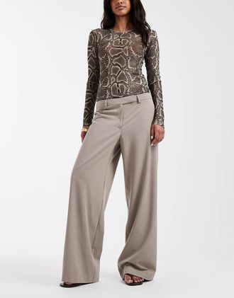 Asos Elegante Hose im Stil der 90er in Steinbeige mit niedrigem Bund-Neutral