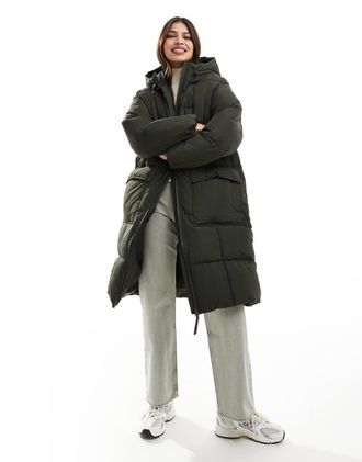 Vero Moda Doudoune longue oversize - Vert fonc&eacute;