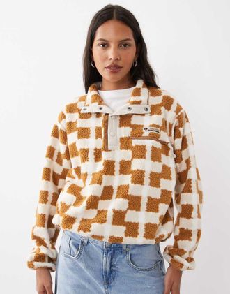Columbia Helvetia II Geostack Cropped-Fleece mit halber Druckknopfleiste in Beige-Neutral