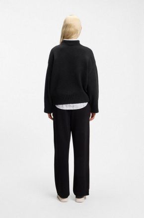 HUGO BOSS Strickpullover Shenny mit Stehkragen, Oversize Fit, Stickerei