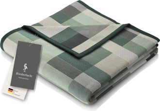 BIEDERLACK Flauschige Kuscheldecke aus Baumwollmischgewebe I Made in Germany I Öko-Tex I nachhaltig produziert I Wohndecke Color Squares Green in dunkelgrün-grün