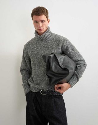 Topman Strickpullover in lockerer Passform mit Struktur und Rollkragen in Anthrazit-Grau