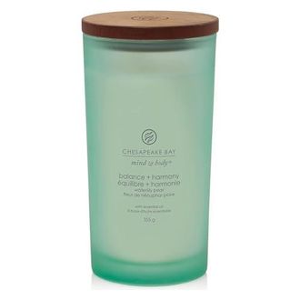 Chesapeake Bay Candle PT31921E Balance + Harmony Grande Bougie Parfum&eacute;e en Verre daromath&eacute;rapie, Collection Esprit et Corps, Dur&eacute;e de Combustion de 82 Heures, 9cm x 16cm