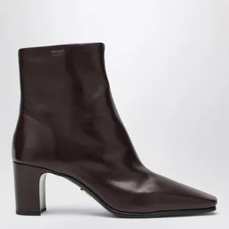 Prada Dunkelbraune Stiefeletten aus Kalbsleder