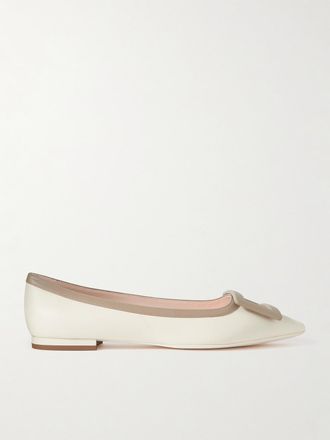 Roger Vivier Gommettine Zweifarbige Ballerinas Aus Leder Mit Spitzer Kappe - Creme