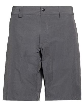 Hagl&ouml;fs BAS - Shorts et bermudas sur YOOX.COM