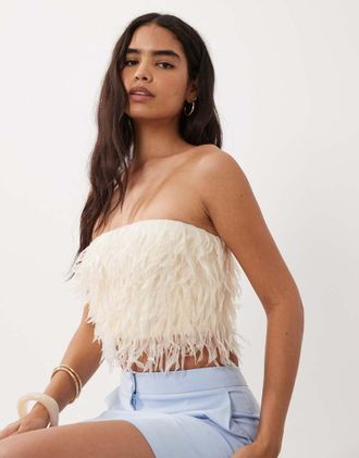 Mango Top textur&eacute; &agrave; &eacute;paules d&eacute;nud&eacute;es - Cr&egrave;me-Neutral