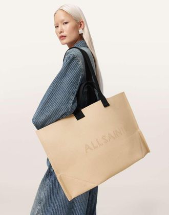 AllSaints Lutece - Gestrickte Tragetasche in Wollwei&szlig; mit Logo