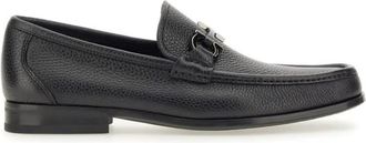 Ferragamo Loafer - Ornament Gancini Moccasin - Gr. 7 - in Schwarz - für Damen