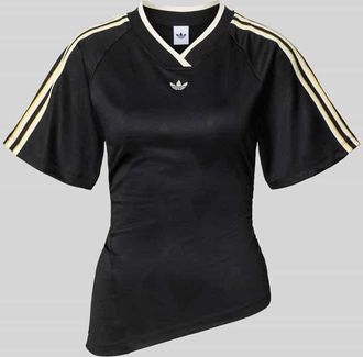 adidas Originals T-Shirt mit V-Ausschnitt
